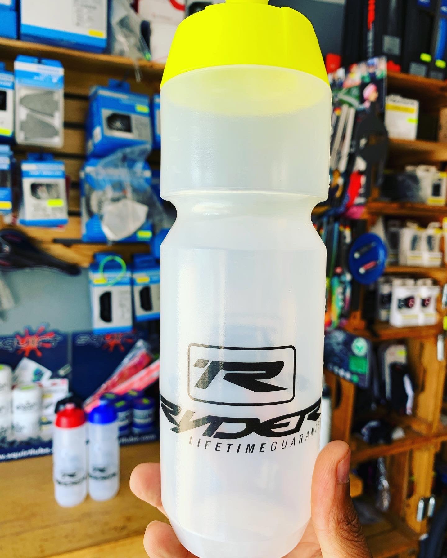 RYDER NEO WATER BOTTLES 800ml - VARIOUS CAP COLOURS - iNFiNiTY Baisikeli